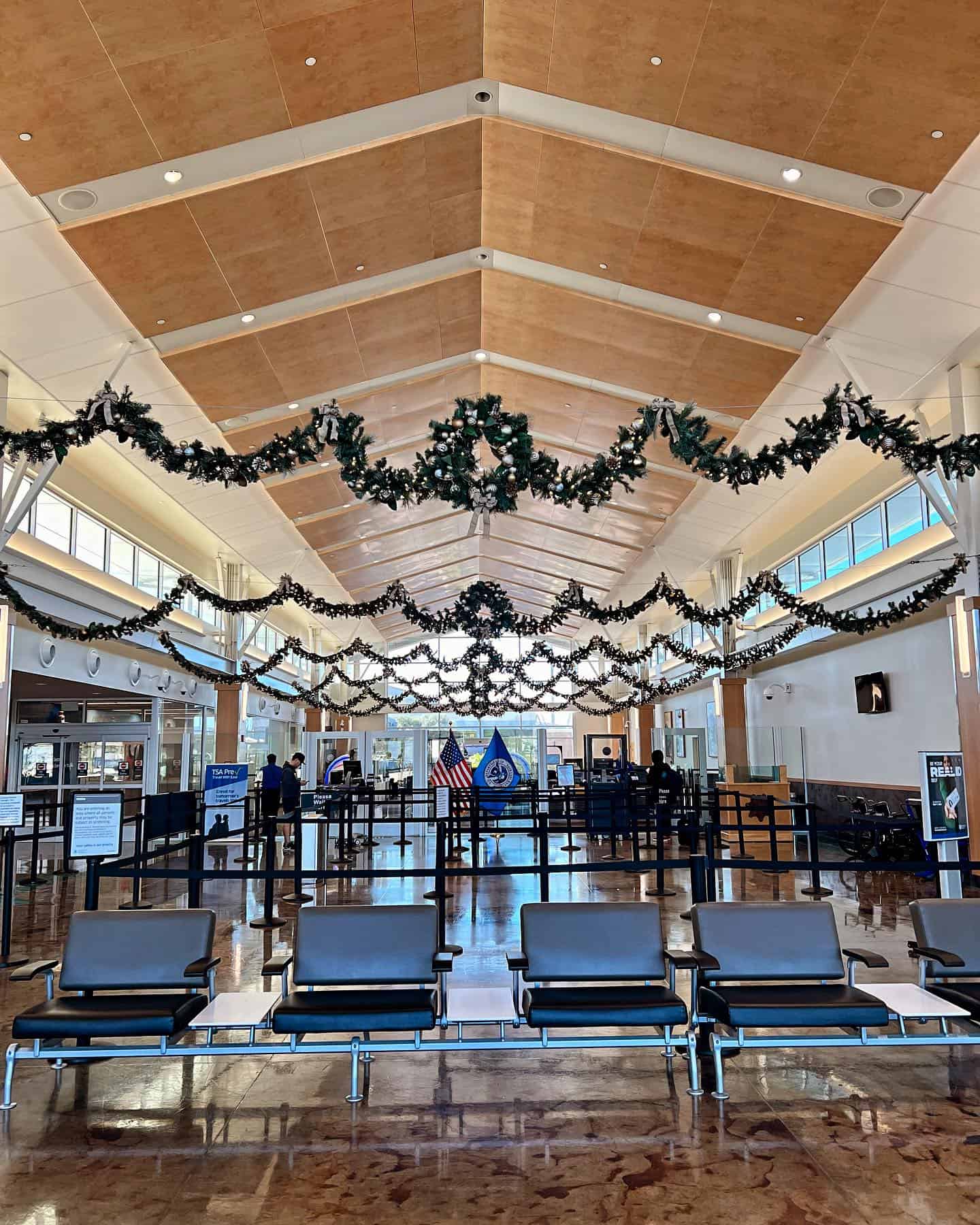 Holiday Travel Advisory - SLO County Airport (SBP)